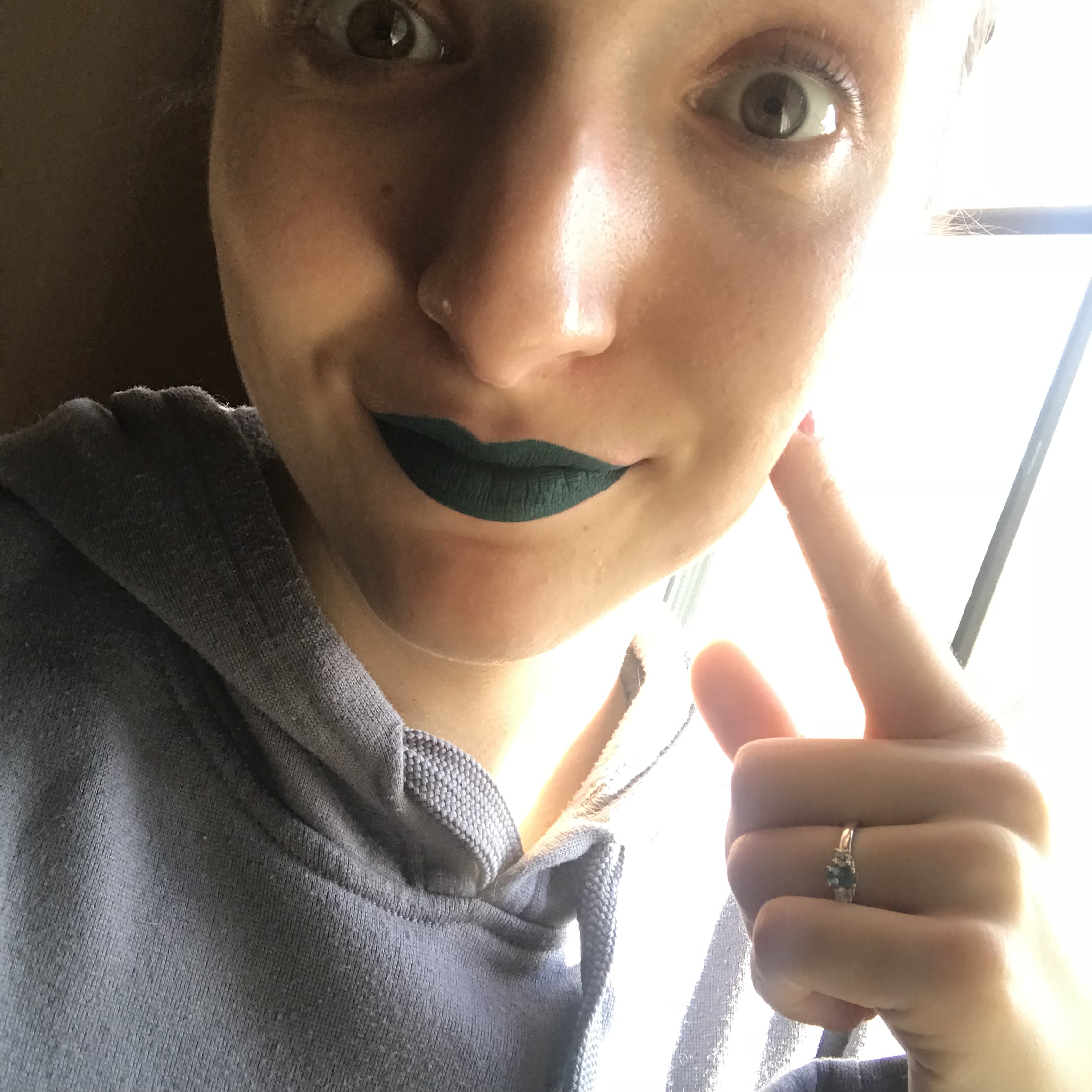 #30DaysOfLipstick: A Lesson in Self-Confidence – Katlyn Cardoso